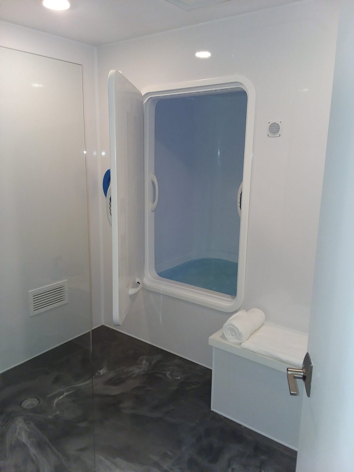 Float Tanks - Salt Float Center